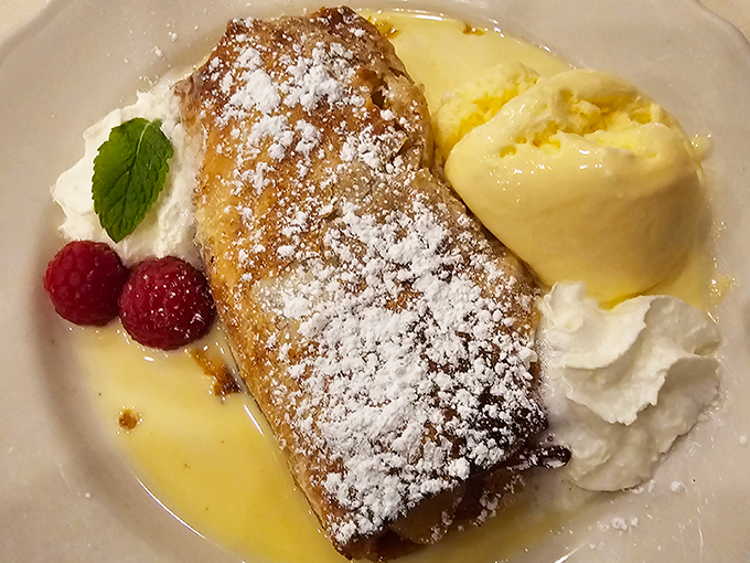 Mader's Restaurant 7