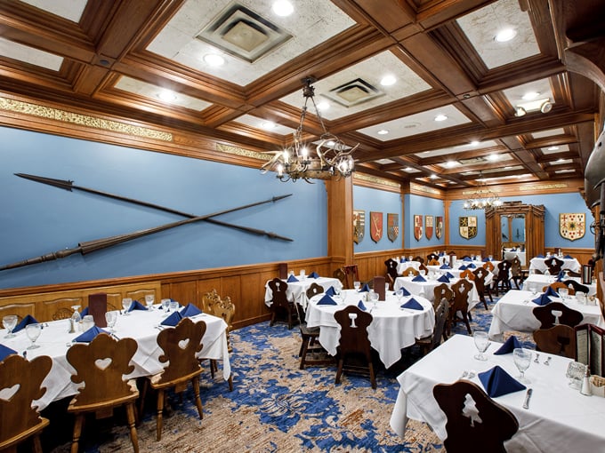 mader's restaurant (milwaukee)