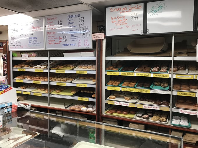 Max's Donuts 9