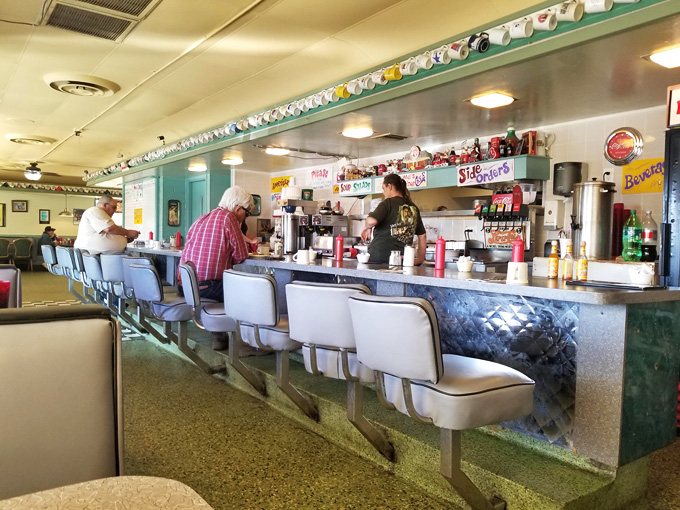mel's diner 6