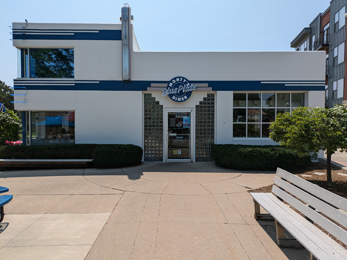 monty's blue plate diner (madison)