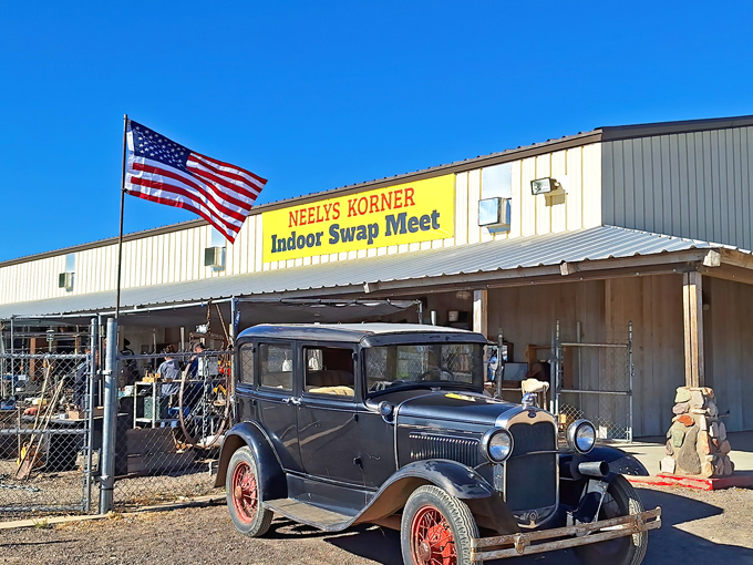 neely's korner indoor fleamarket and outdoor swap meet 1