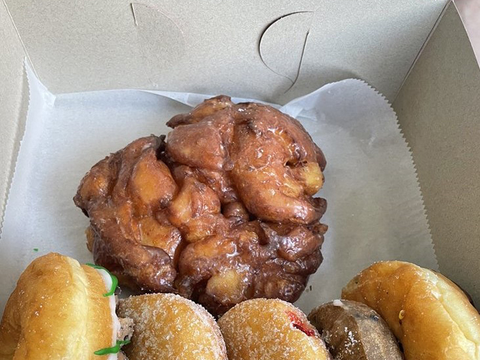 nicola&rsquo;s donuts 3