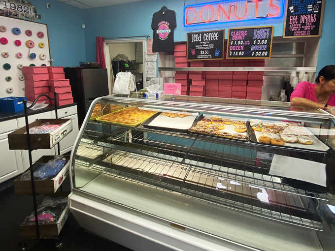 nicola&rsquo;s donuts 6