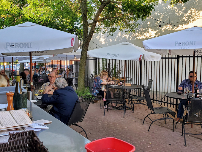 nonna rosa&rsquo;s ristorante italiano 8