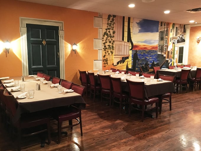 Nonna Rosa's Ristorante Italiano 9