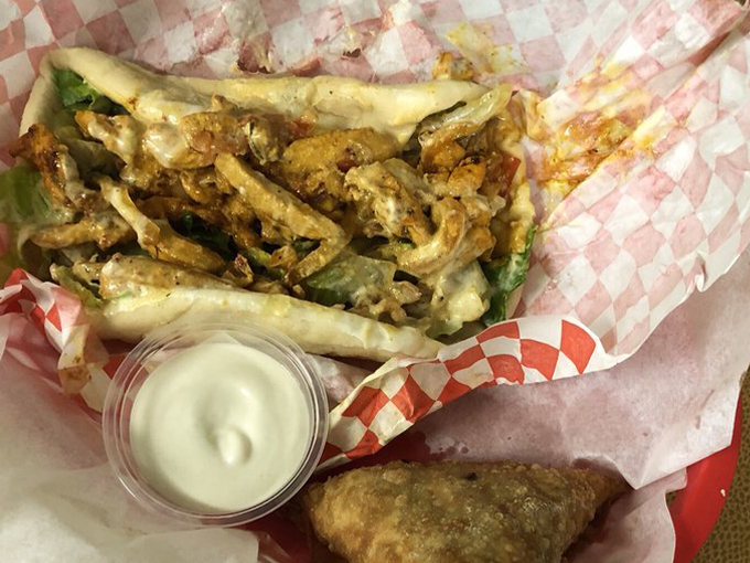 nur market & restaurant 6