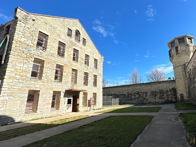 Old Joliet Prison 8