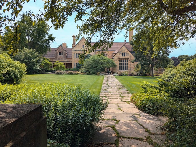 Paine Art Center & Gardens 4