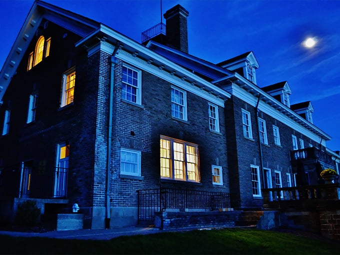 paranormal tours at the felt estate 1