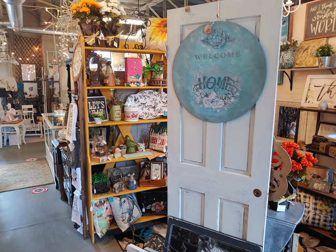 past & present shoppes 5