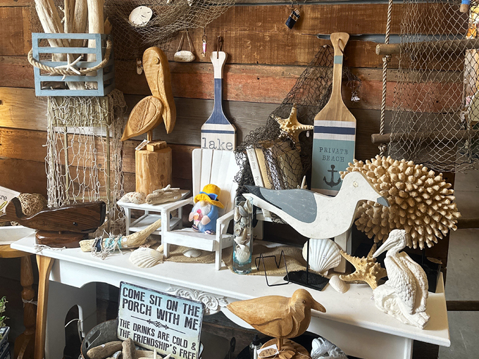 past & present shoppes 7