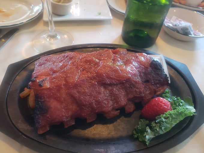 pinewood supper club 5