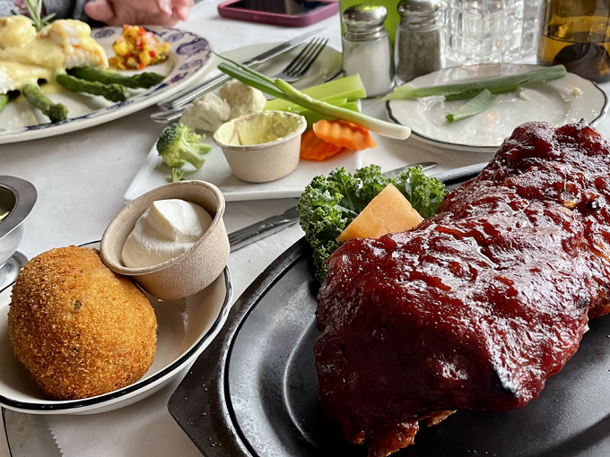 pinewood supper club 7