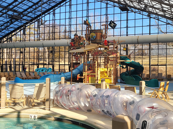 pirate's cay indoor water park 8