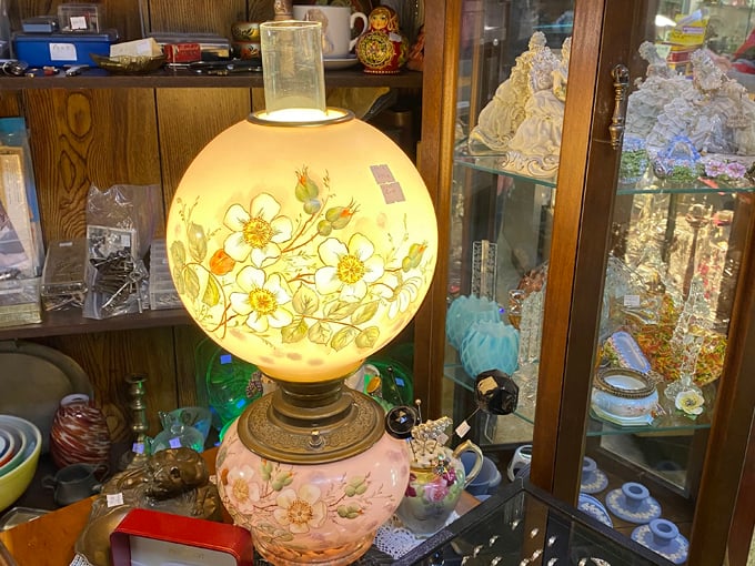 rickety robin antiques 4