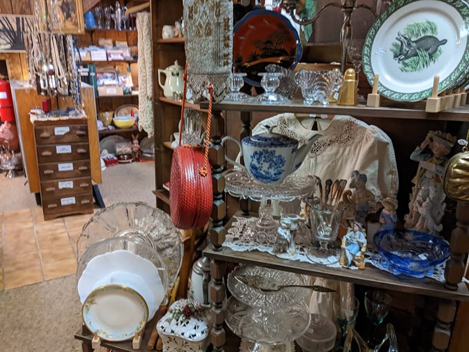 rickety robin antiques 7