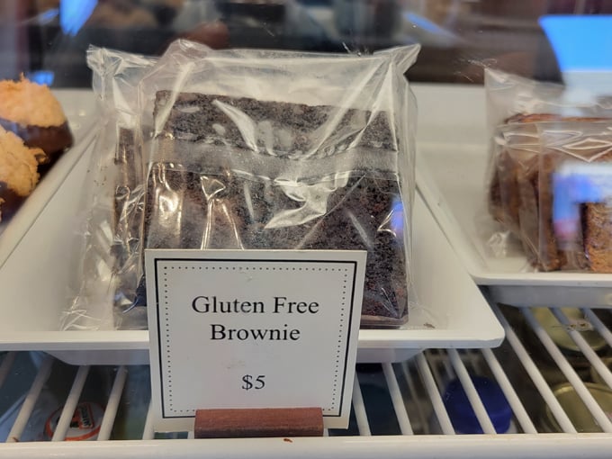 simple bakery & market 8