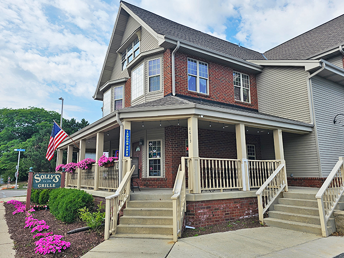 solly&rsquo;s grille 1