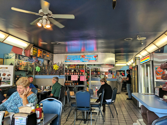 Starship Restaurant & Catering 7