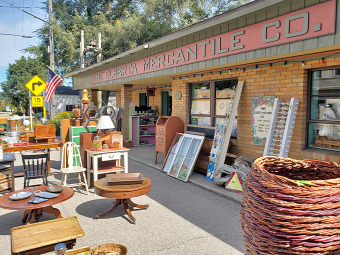 the elberta mercantile co. 1