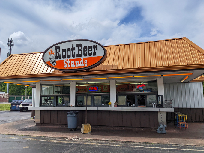 The Root Beer At This Tiny Drive-In Restaurant Is Worth The Drive From ...