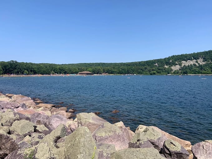 the tumbled rocks trail 4