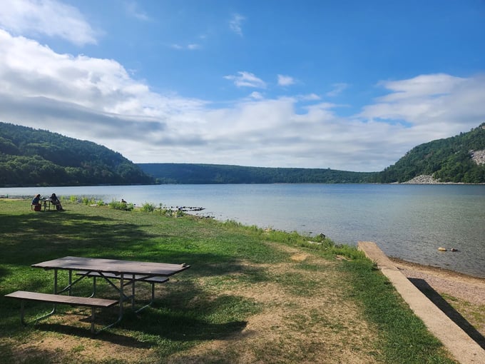 the tumbled rocks trail 9