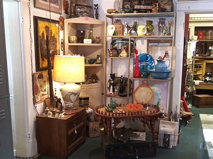treasure house antiques & collectibles llc 2