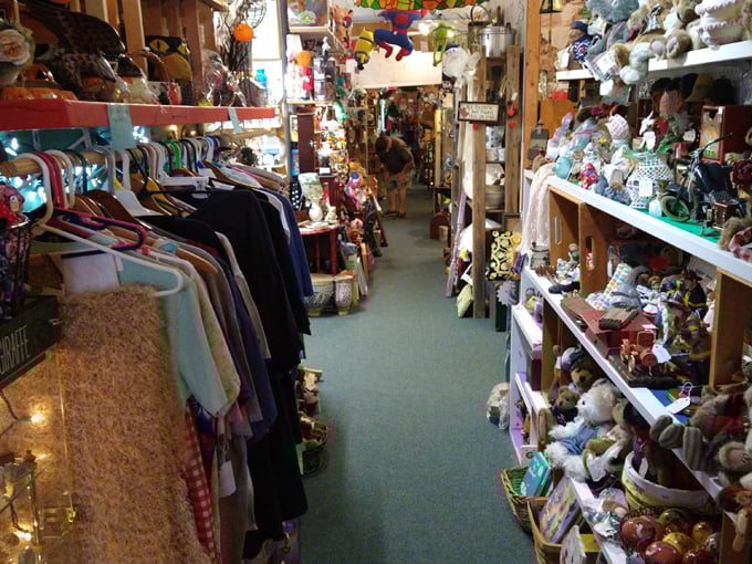 treasure house antiques & collectibles llc 3