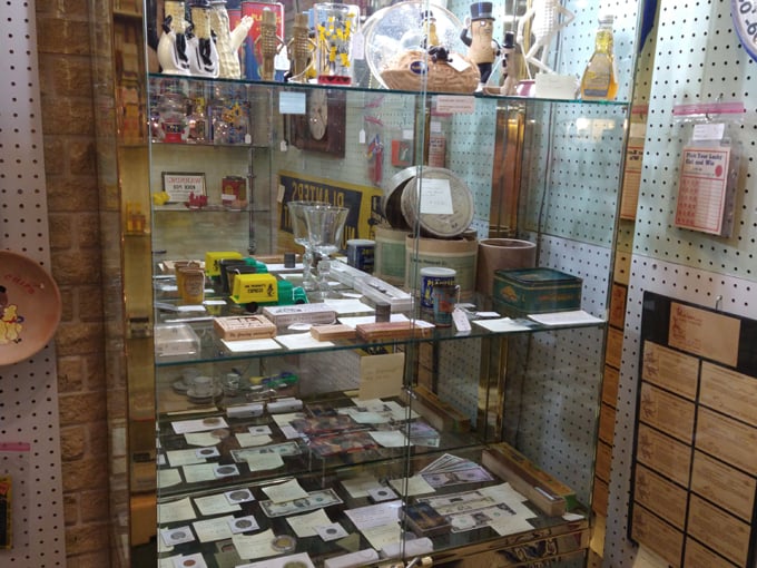 treasure house antiques & collectibles llc 5