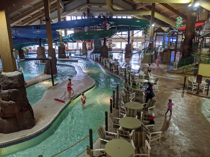Tundra Lodge Waterpark 7