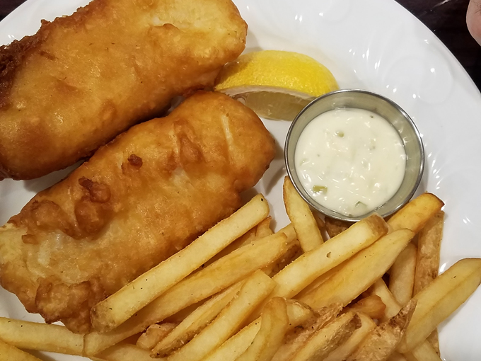 turner hall ratskeller restaurant 4