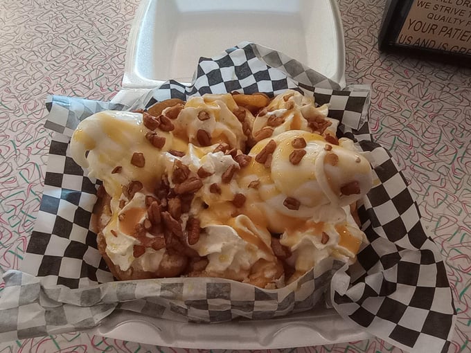 twistee treat diner at the pink elephant 4