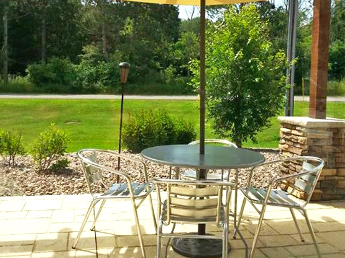 Victoria On Main Bed and Breakfast 8