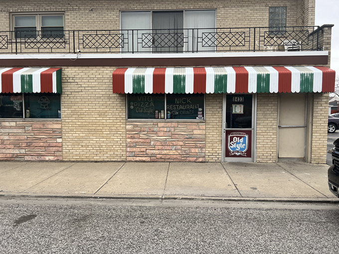 vito & nick's pizzeria 1