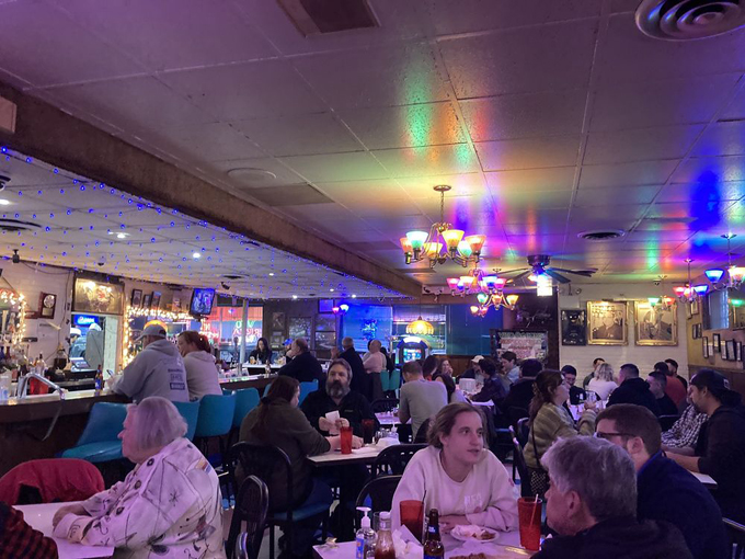 vito & nick's pizzeria 9