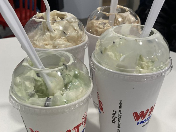 Whit&rsquo;s Frozen Custard 3