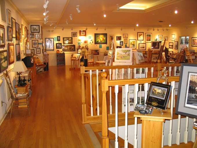 wildes art gallery at antique mall of tomah 4