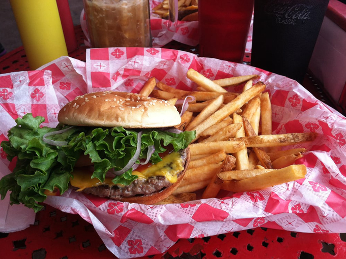 Wilson's Restaurant & Ice Cream Parlor 3