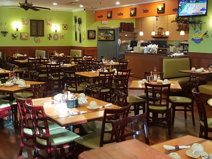 yia yia's pancake house & restaurant 2