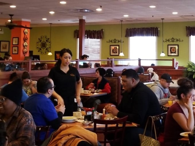 yia yia's pancake house & restaurant 9