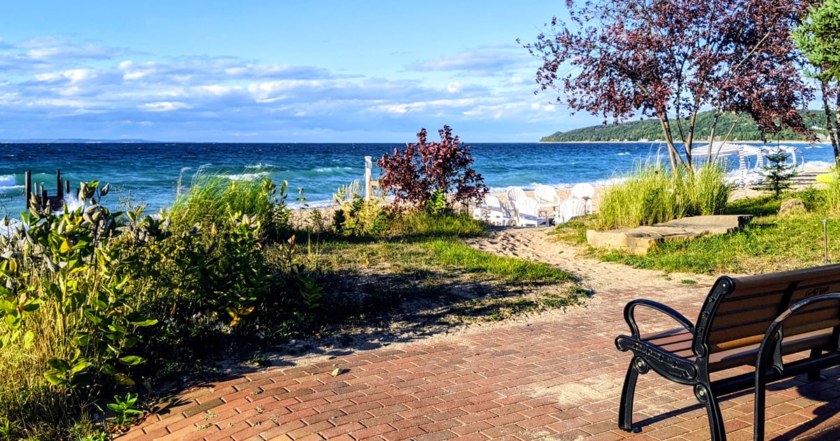 10 Lake Beaches In Michigan That Are Too Beautiful To Ignore