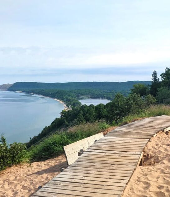 best scenic overlook michigan ftr
