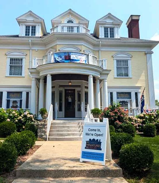 charming miniatures museum michigan ftr