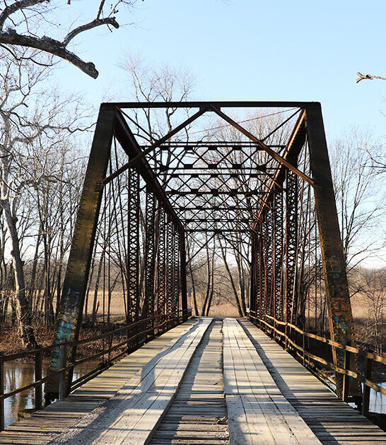 creepy historic bridge illinois ftr