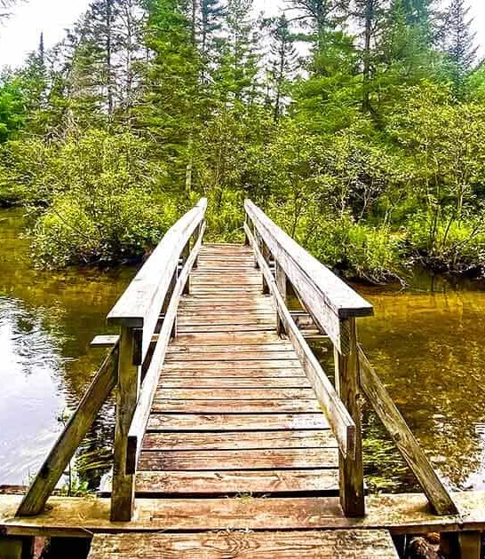 easy gorgeous hike michigan ftr