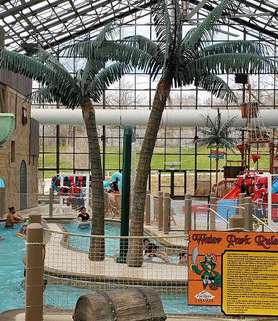 fun indoor waterpark illinois ftr