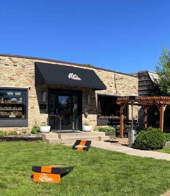 fun wacky restaurants minnesota ftr