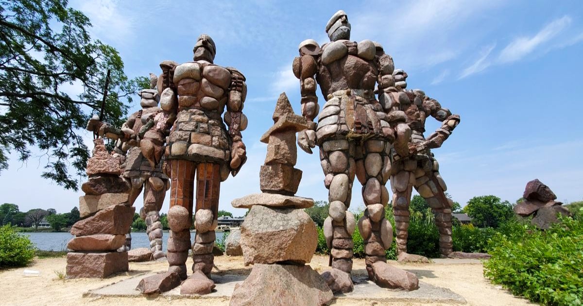 The Giant Rock Sentinels In Illinois That Most People Don’t Know About